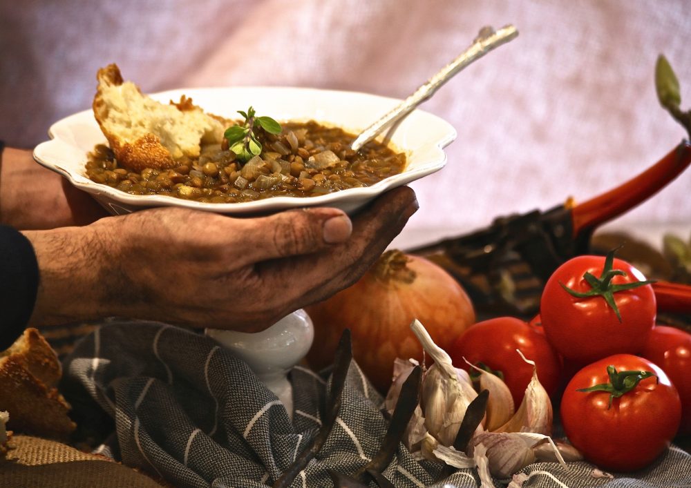 Kali Orexi’s Fakes – Greek Green Lentil Soup Recipe – Kali Orexi